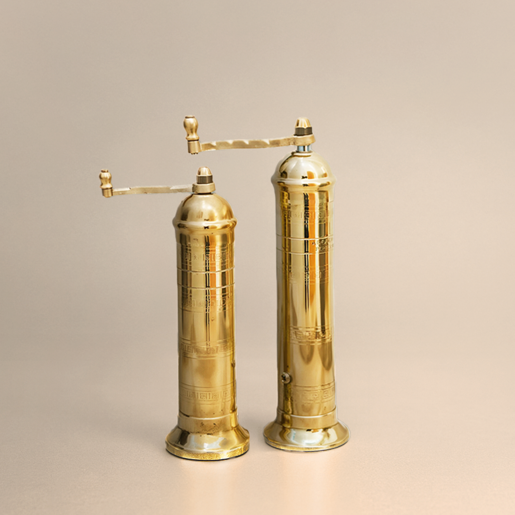 Brass Salt and Pepper Mill Set - Handcrafted in Greece – Cove Home