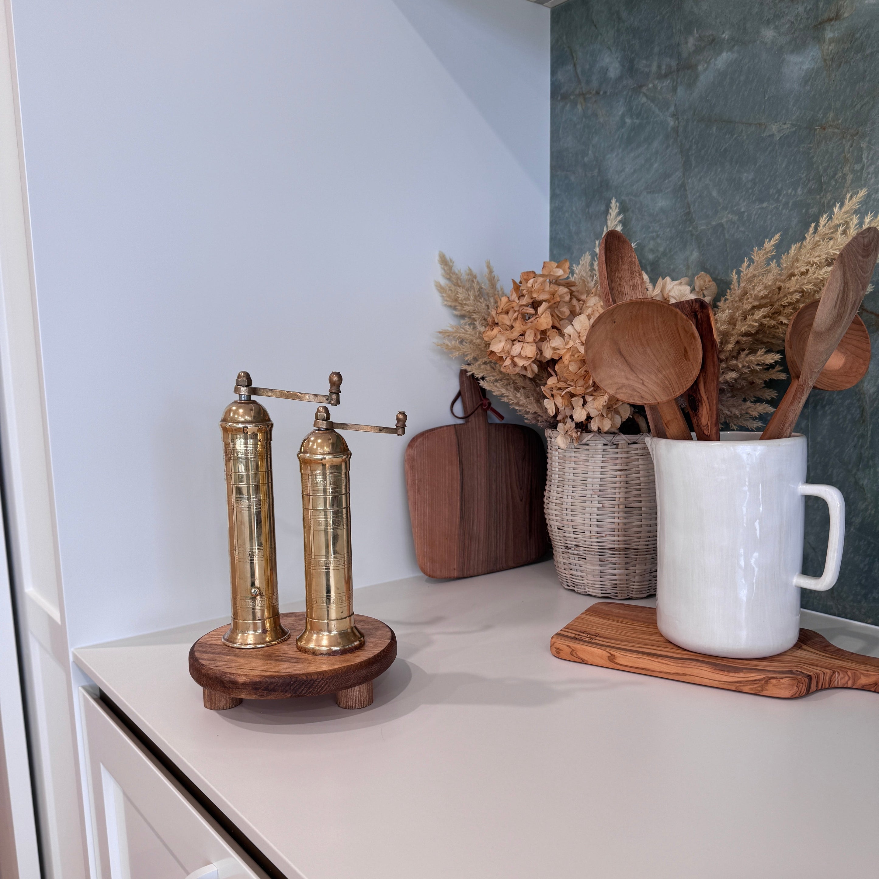 Brass Salt and Pepper Mill Set - Handcrafted in Greece – Cove Home